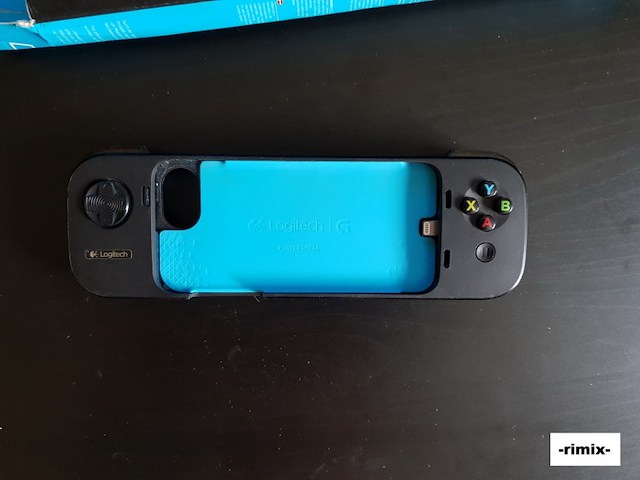 Logitech power shell Iphone