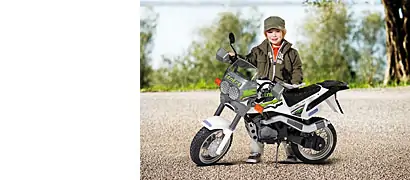 Peg Perego Desert Tenere motor sa dva točka, za jednu osobu, sa eletromotornim pogonom od 12V