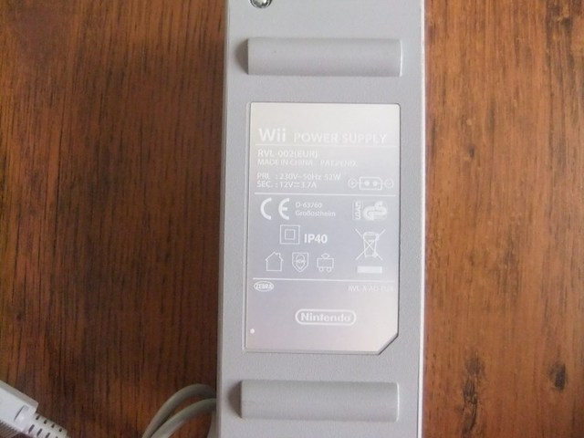 Nintendo Wii adapter ORIGINAL + Garancija!
