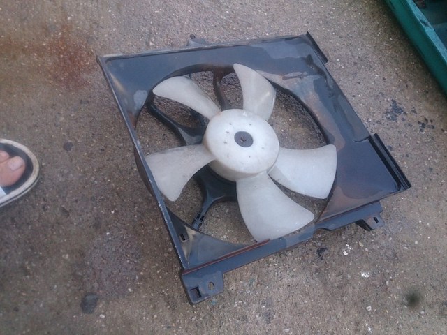 VENTILATOR HLADNJAKA VODE SUBARU VIVIO