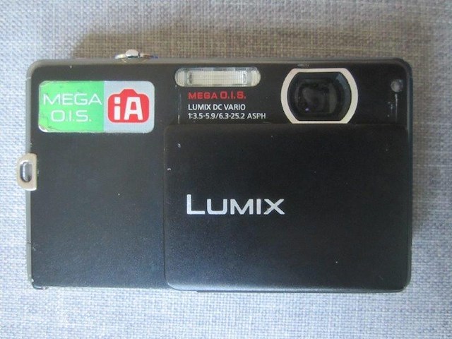 PANASONIC Lumix DMC-FP1 - NEISPRAVAN