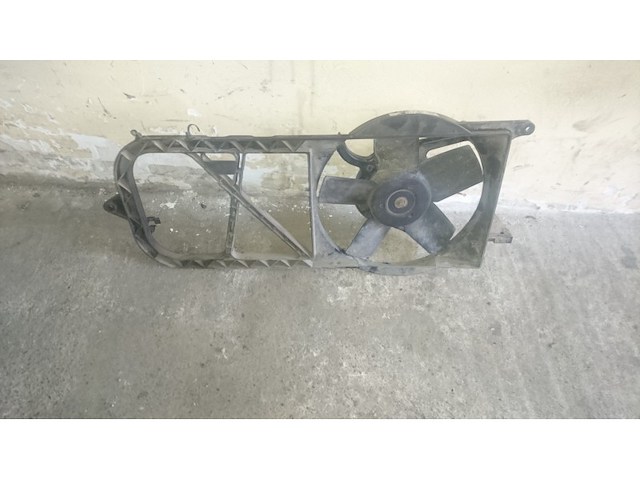 Opel Corsa B 1.2 16V ventilator motora