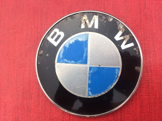 Zadnji znak za BMW e34