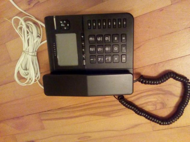 Telefonski aparat