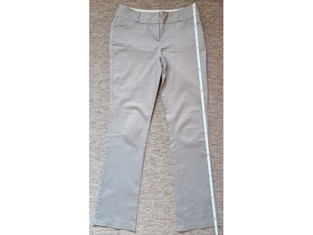 Orsay kvalitetne sive prugaste pantalone