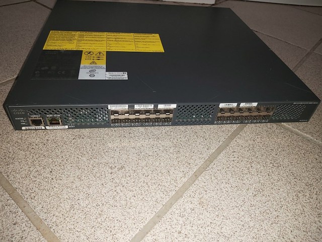 Cisco DS-C9124, fiber 24 x 4GB, 2 napajanja