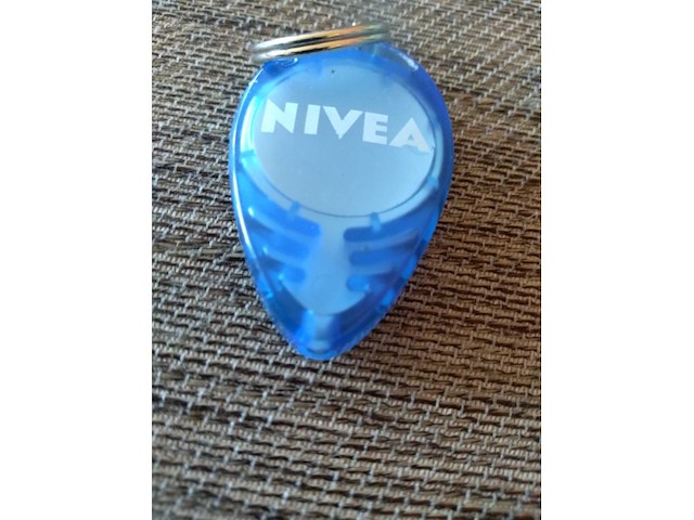 Privezak Nivea