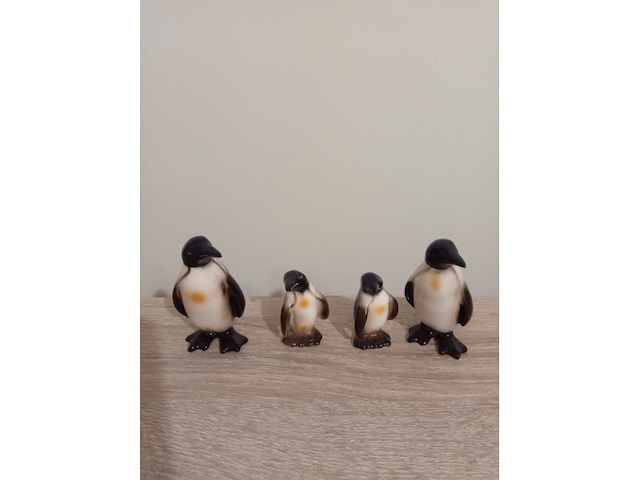 Goebel Pingvini 4 Komada od Porcelana