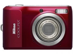 Digitalni fotoaparat NIKON Coolpix L20 Red + punjač SANYO sa cetiri AA baterije 2500mAh, 14690