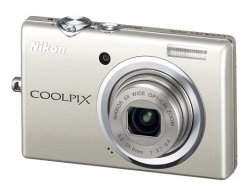 Digitalni fotoaparat Nikon Coolpix S570 f.a. Silver, 14971