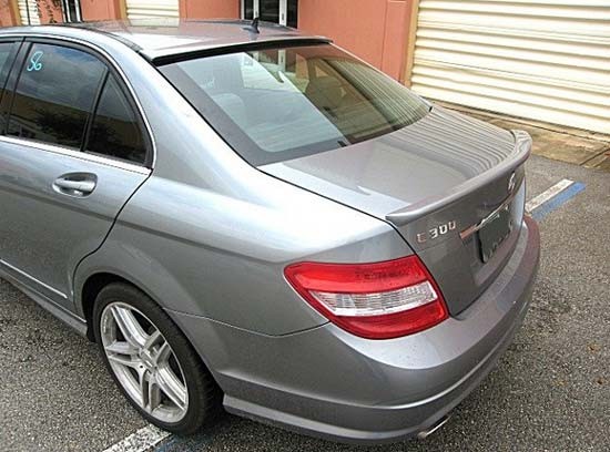 Spojler gepeka Mercedes C W204