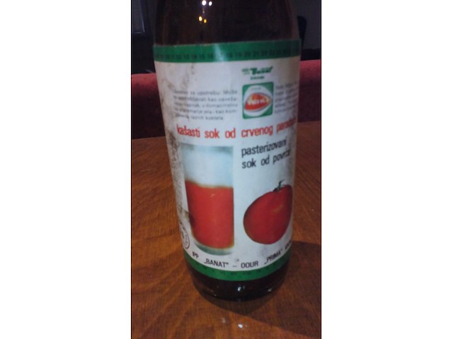 Flaša sok od paradajza