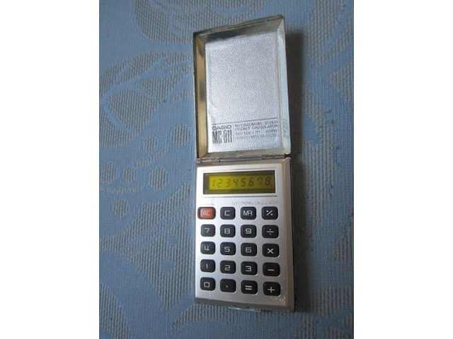 CASIO MC-811 - stari kalkulator iz 1975. godine