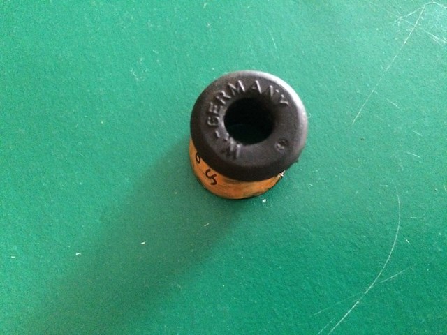 Zaštitna kapa - gumica merača ulja za VW Polo 86c