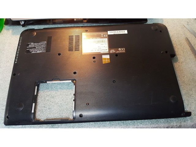 Donja plastika kucista  za Toshiba Satellite L50-A