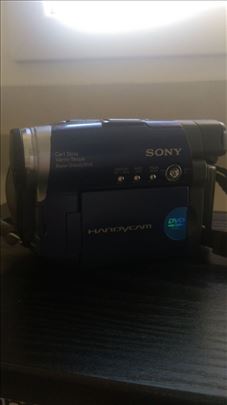 Prodajem Sony DVD kameru