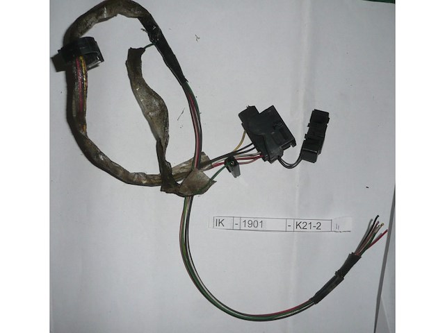 Konektor OBD II sa parčetom kabla	IK	-	1901	-	K21-2