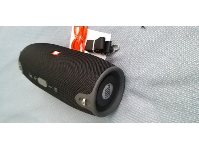 JBL XTREME Bluethooth Zvucnik