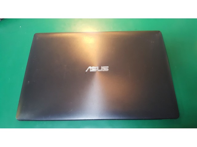 Gornji deo kucista za Asus X553M Normal ,nije slim