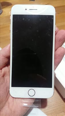 iPhone 8 64GB Gold - 1 godina garancije