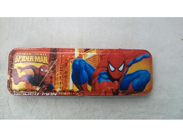 Pernica Spider-man metal,20 x 6,5 cm.