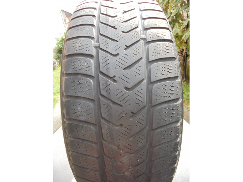 AUTO GUMA *PIRELLI* 215/55 R18 95H M+S WINTER