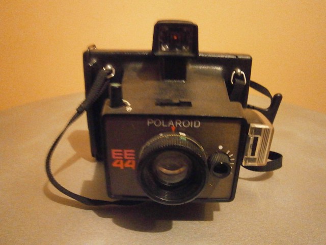 FOTOAPARAT POLAROID EE44