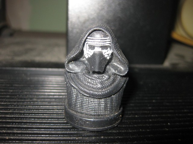 Figura - Star Wars Kylo Ren (Frikom) pečat