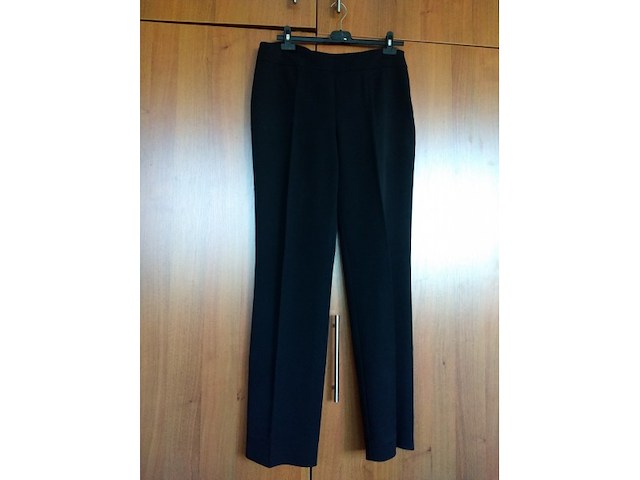 ELEGANTNE CRNE PANTALONE (made in Italy), br.48