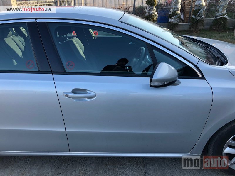 Prednja desna vrata za Pezo Peugeot 508