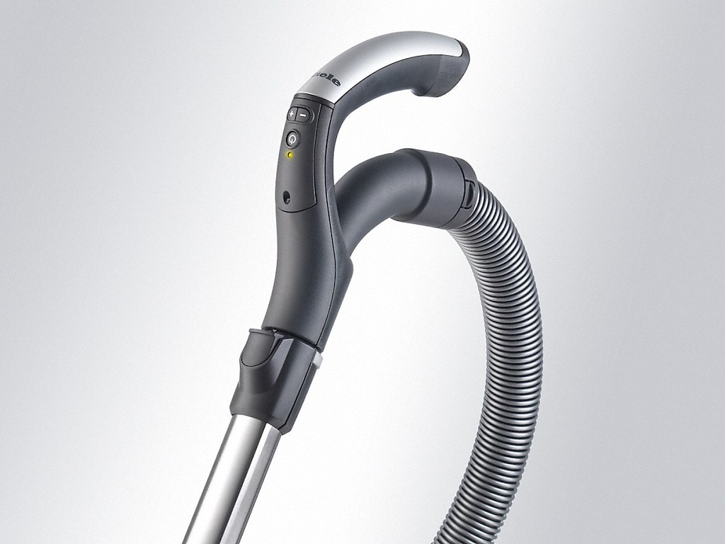 Miele usisivač Complete C3 Comfort PowerLine - SGMA3