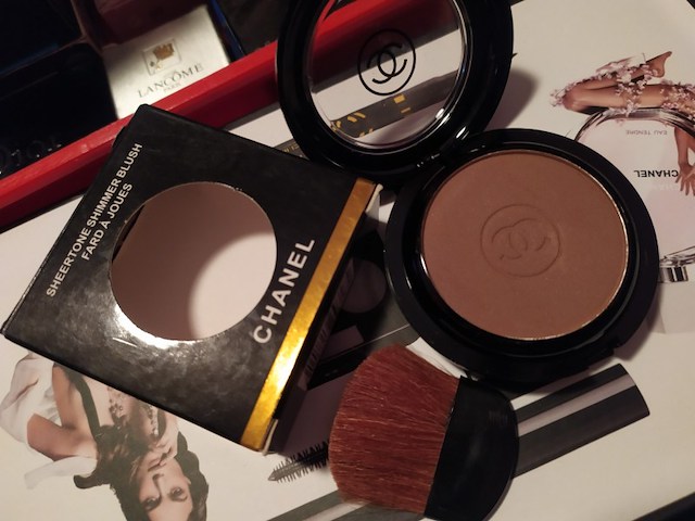 Chanel shimer blusher