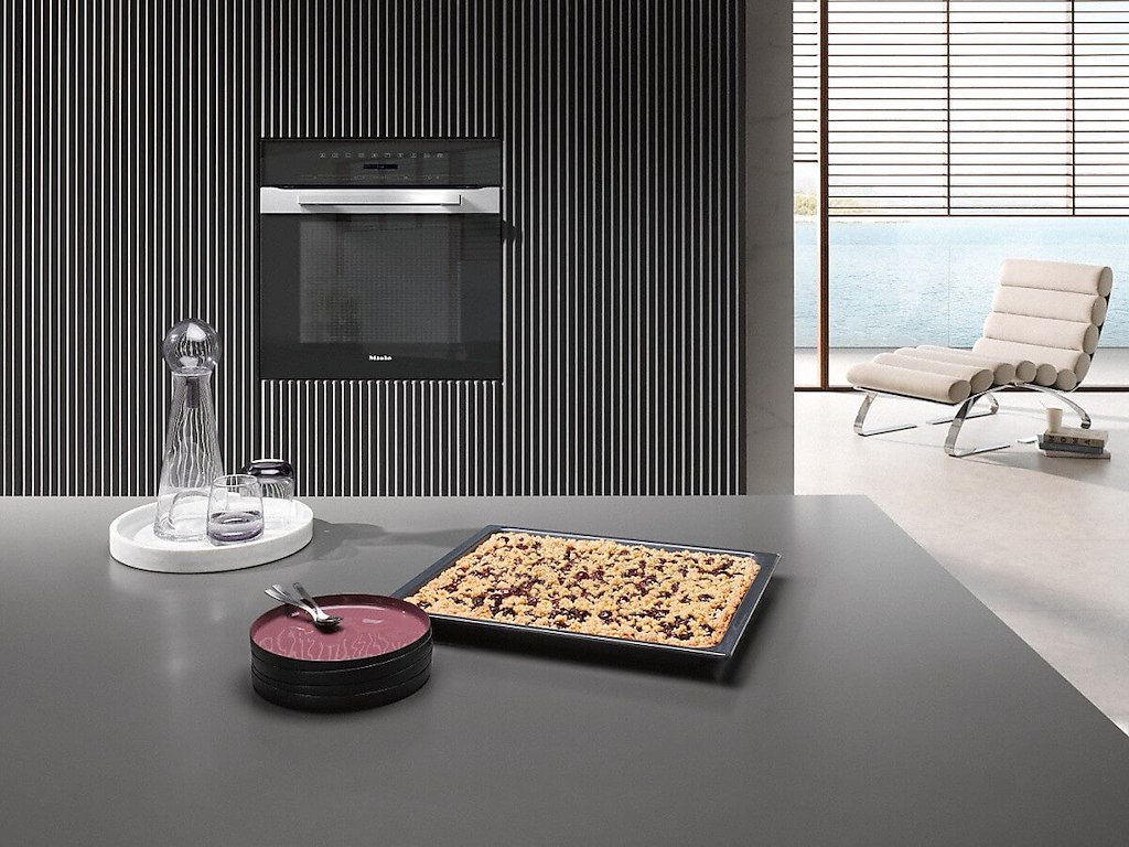 Miele ugradna rerna H 7260 B