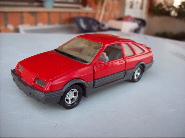 MATCHBOX Super Kings FORD SIERRA XR4i England 1982 god