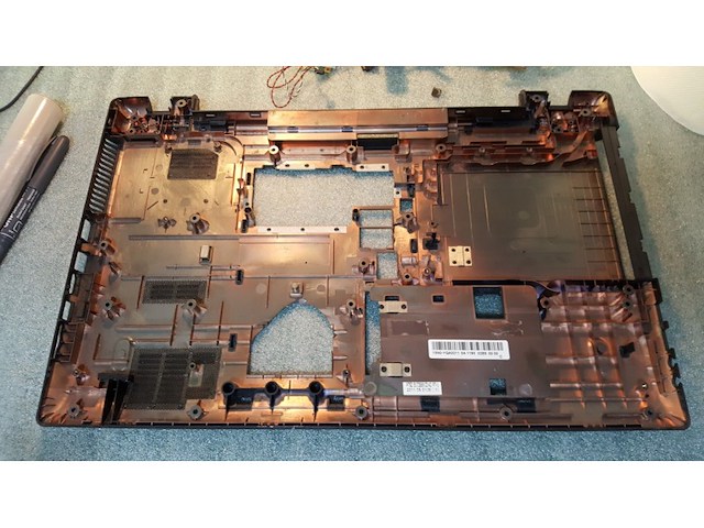 Donja plastika  kucista za Packard Bell LK11BZ VAB70