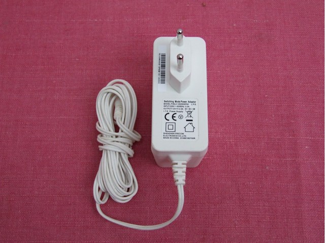 ITE adapter 12V 2.5A ORIGINAL + GARANCIJA!