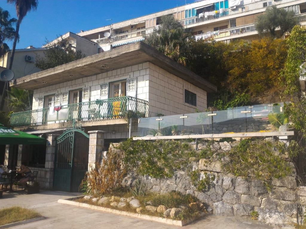 Herceg Novi _kuca140m2_direktna prodaja