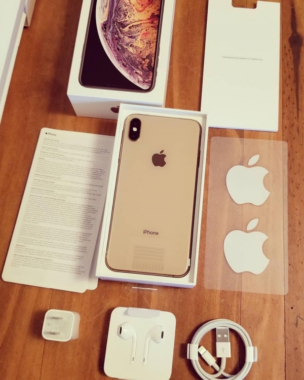 Apple iPhone XS 64GB = €400 ,iPhone XS Max 64GB = €430,iPhone X 64GB = €300,iPhone 8 64GB = €250, Apple iPhone XR 64GB = €350 , Whatsapp Chat : +27837724253