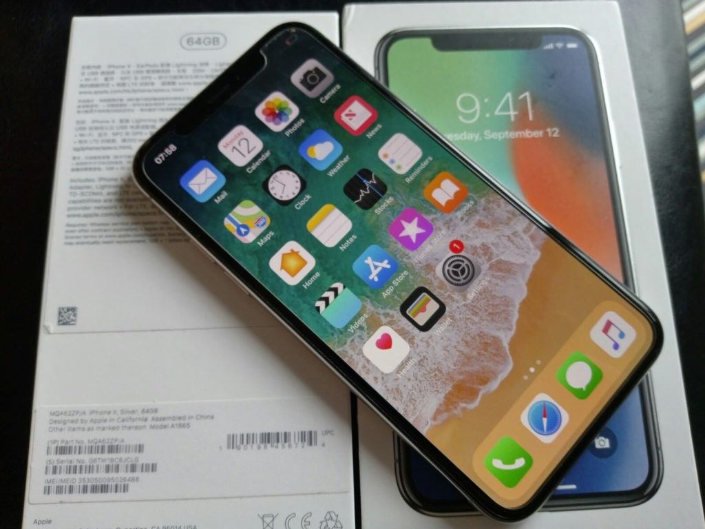 Apple iPhone X 64GB = 400 EUR ,Apple iPhone X 256GB = 450 EUR ,Samsung Galaxy S9/S9+ 64GB = 400 EUR