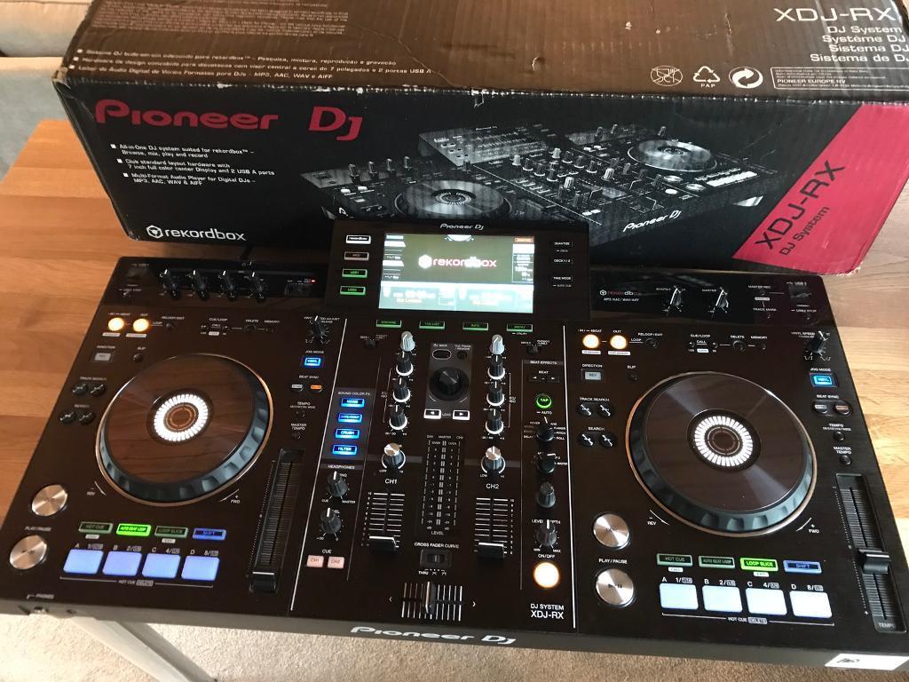 Pioneer DDJ SX2 Controller – €430 / Pioneer XDJ RX – €650 / Pioneer CDJ 2000NXS2 == €850