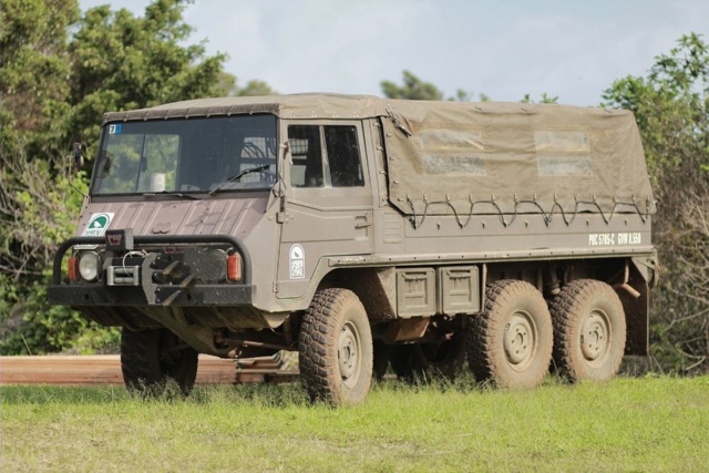 Kupujem pinzgauer 6 ×6