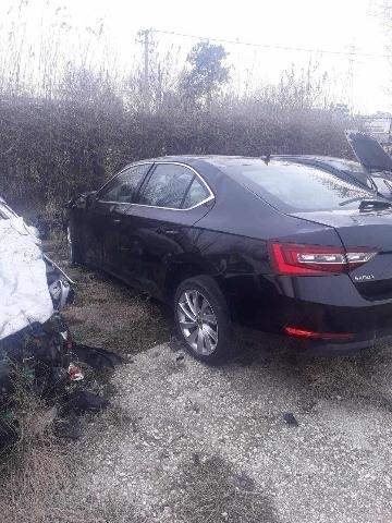 Skoda superb 3 zadnji branik