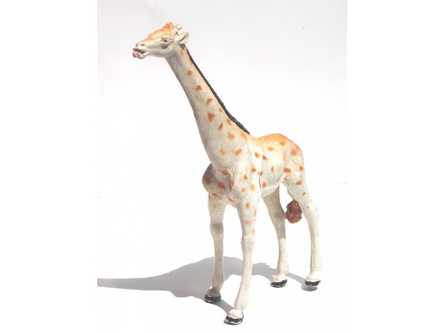 Žirafa plastična visina oko 18,5 cm