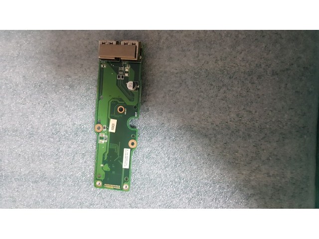 Usb konektor za Asus X72R