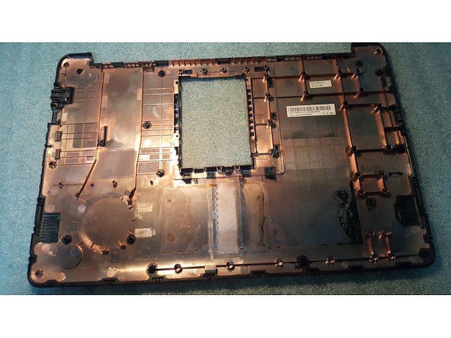 Donja plastika kucista za Asus L502M