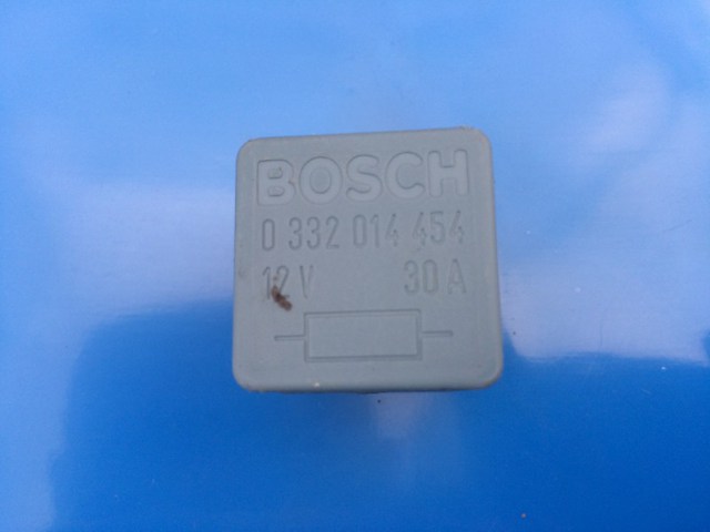 BOSCH relej za BMW e30