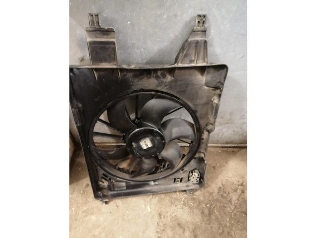 Ventilator hladnjaka Scenic 2 1.9 DCI