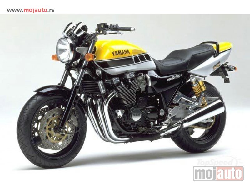 Yamaha XJR 1200