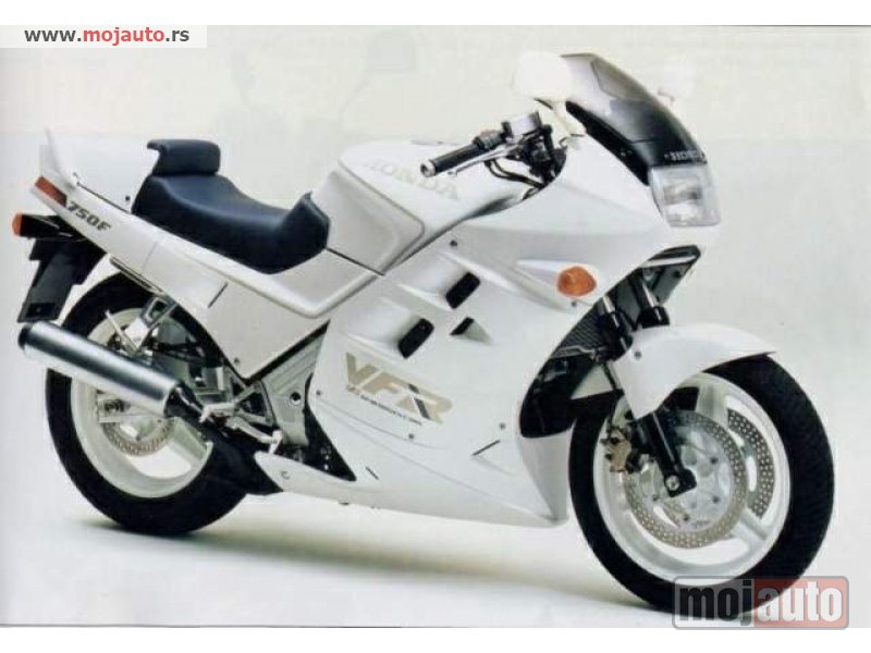 Honda VFR 750