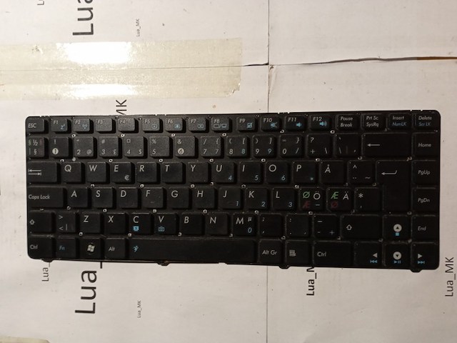 ASUS X32U Tastatura